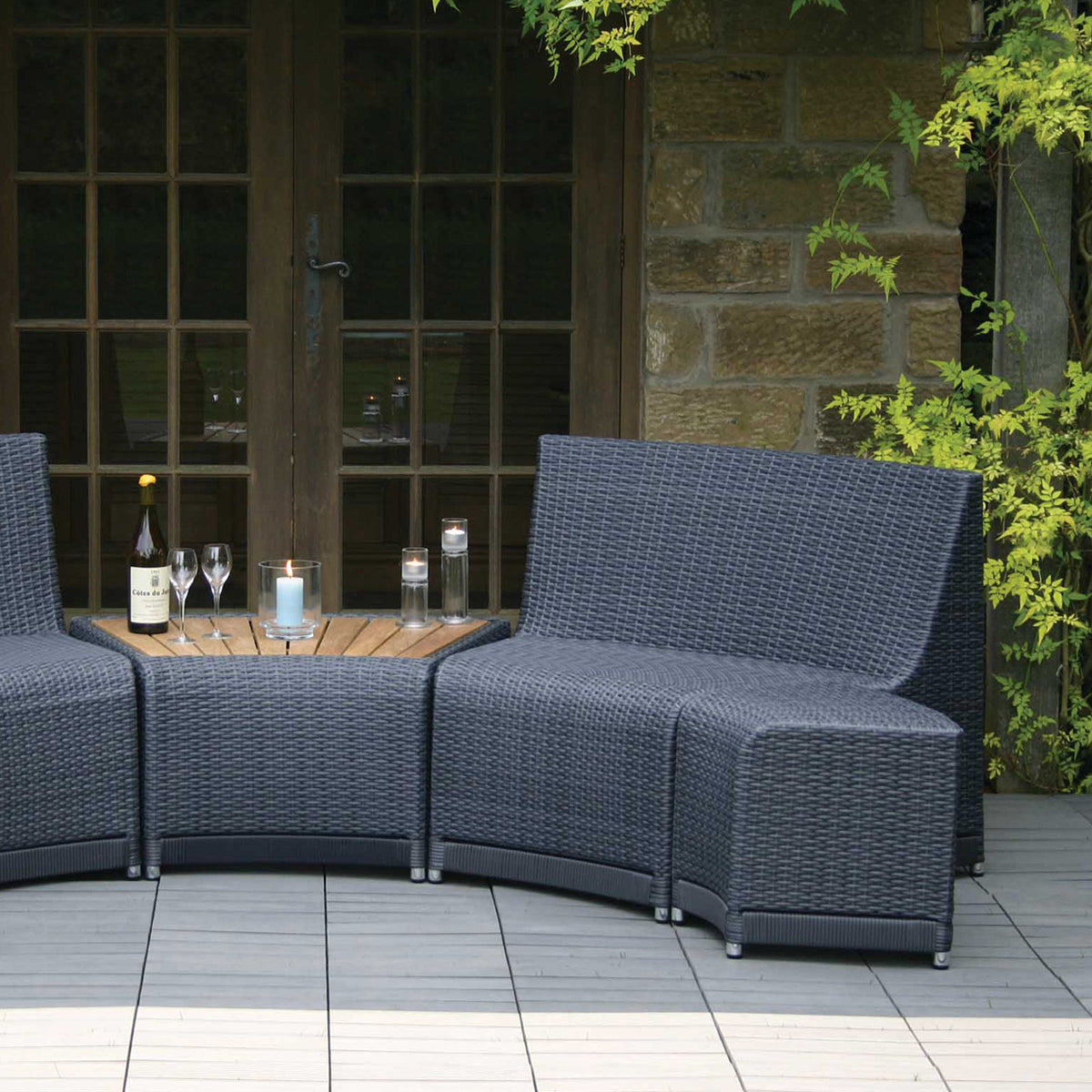 Oasis Modular — The Worm that Turned - revitalising your outdoor space