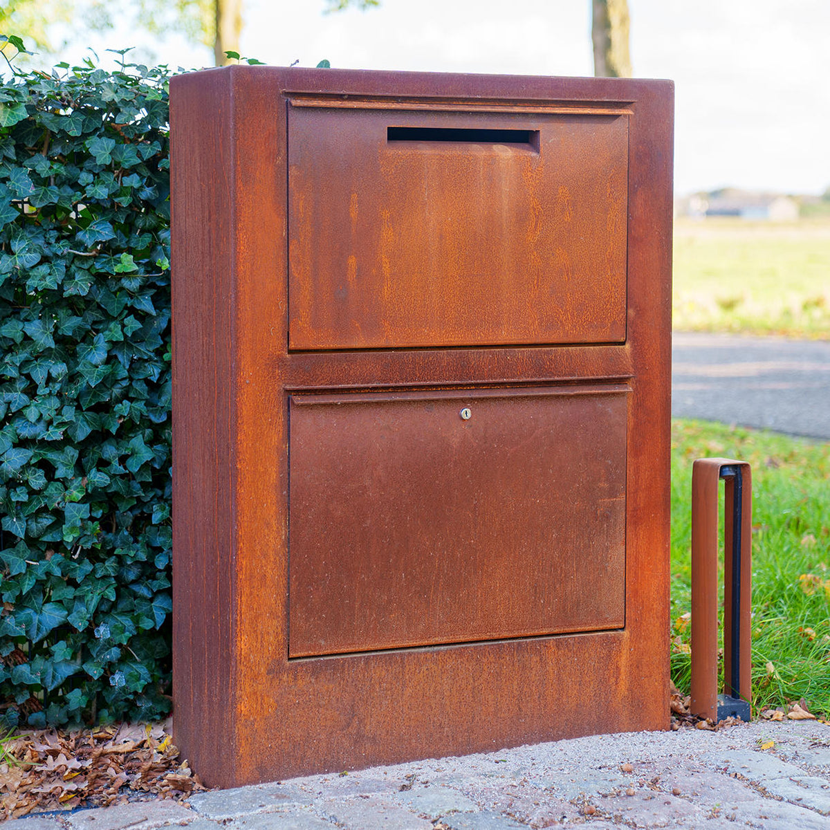 Buy Metal Parcel Box Front Retrieval — The Worm that Turned ...