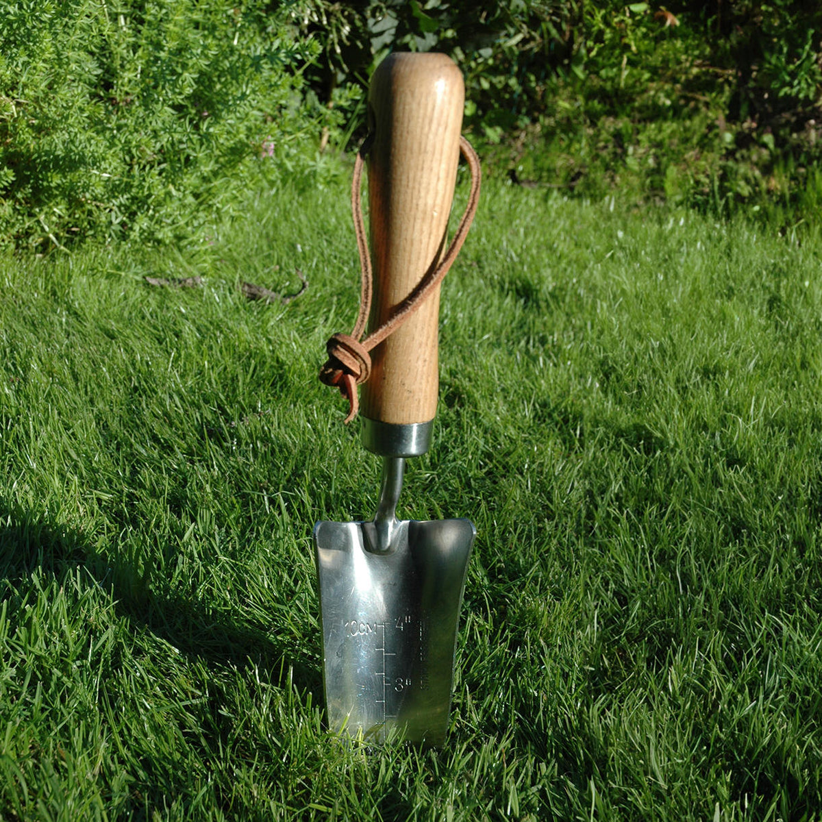 Buy Traditional Garden Trowel — The Worm that Turned - revitalising ...