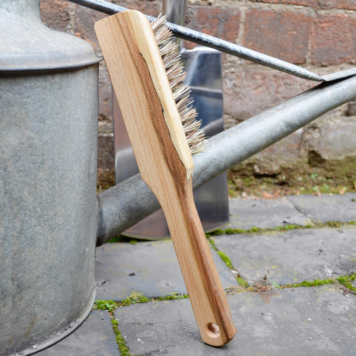 Buy Gardening Brush and Scraper Tool — The Worm that Turned ...