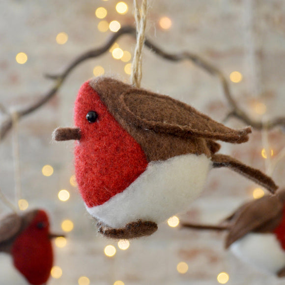 Buy Hanging Robins — The Worm that Turned - revitalising your outdoor space