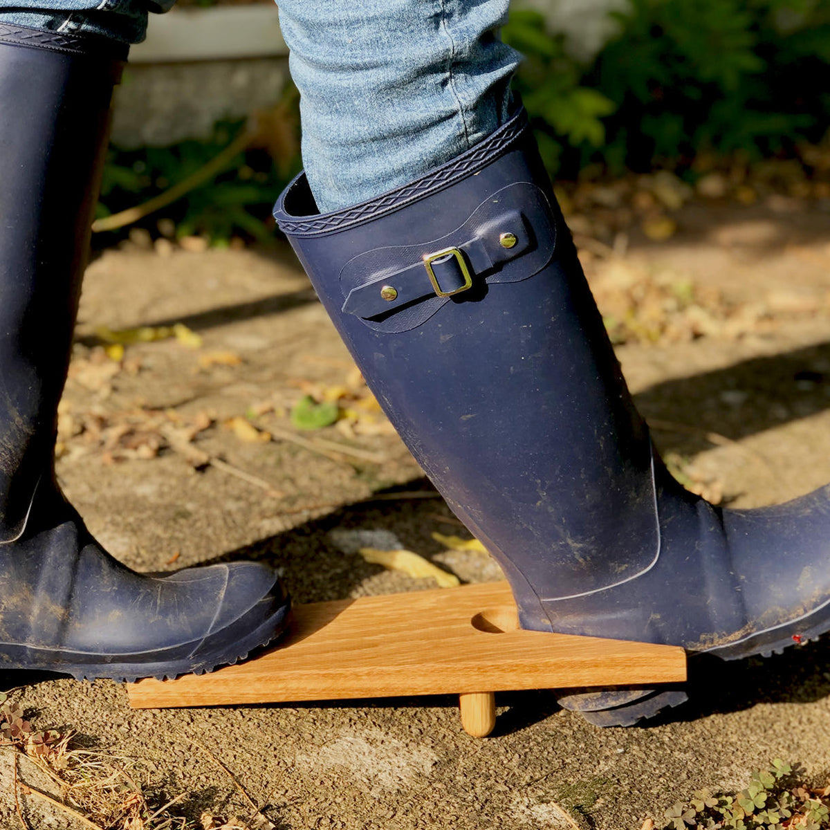 Buy Oak Boot Jack — The Worm that Turned - revitalising your outdoor space