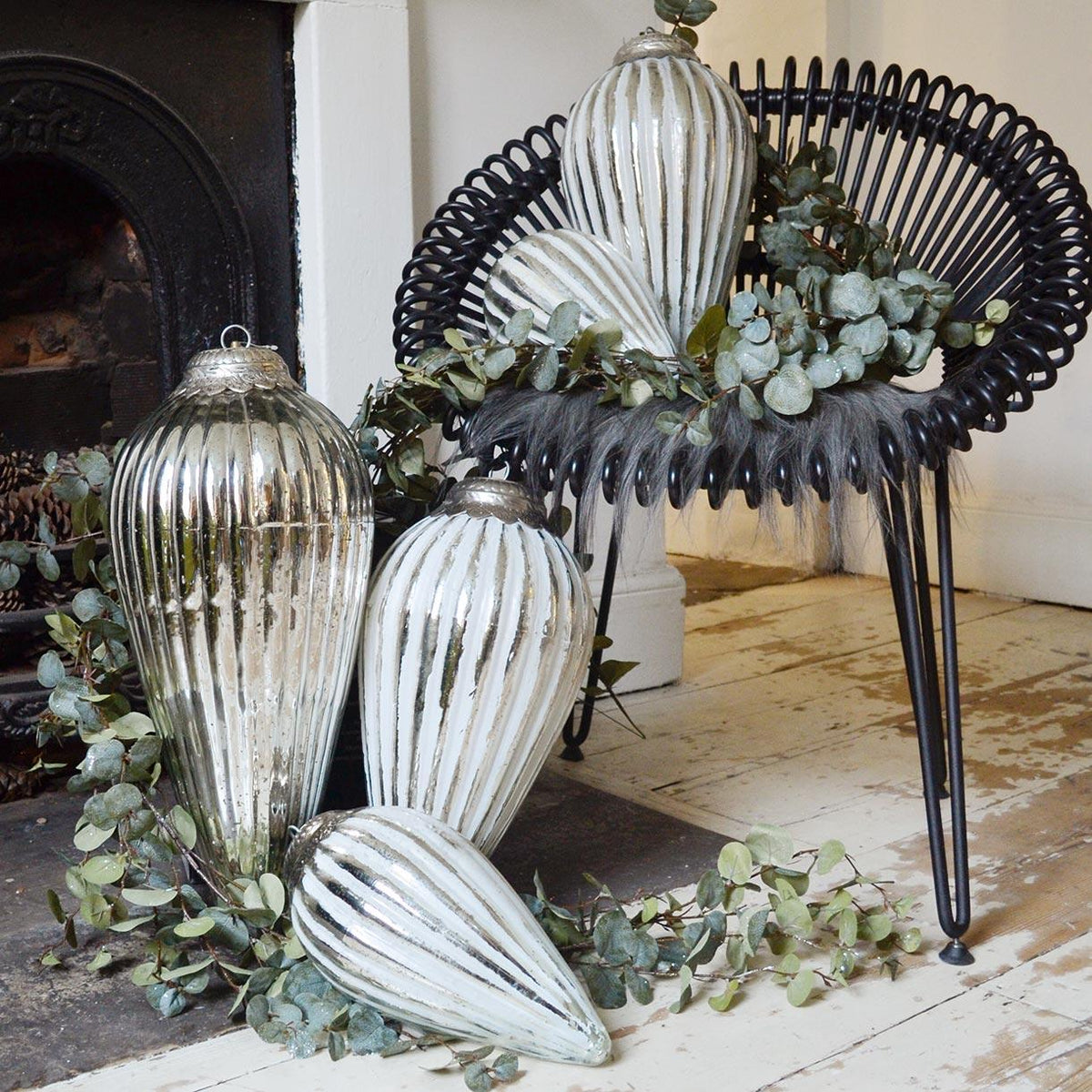 Buy Oversized Imperial Decoration — The Worm that Turned - revitalising ...