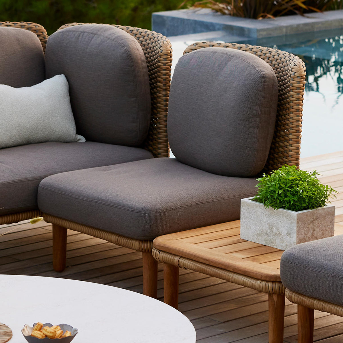 Buy Arch Single Outdoor Modular Seating — The Worm that Turned ...