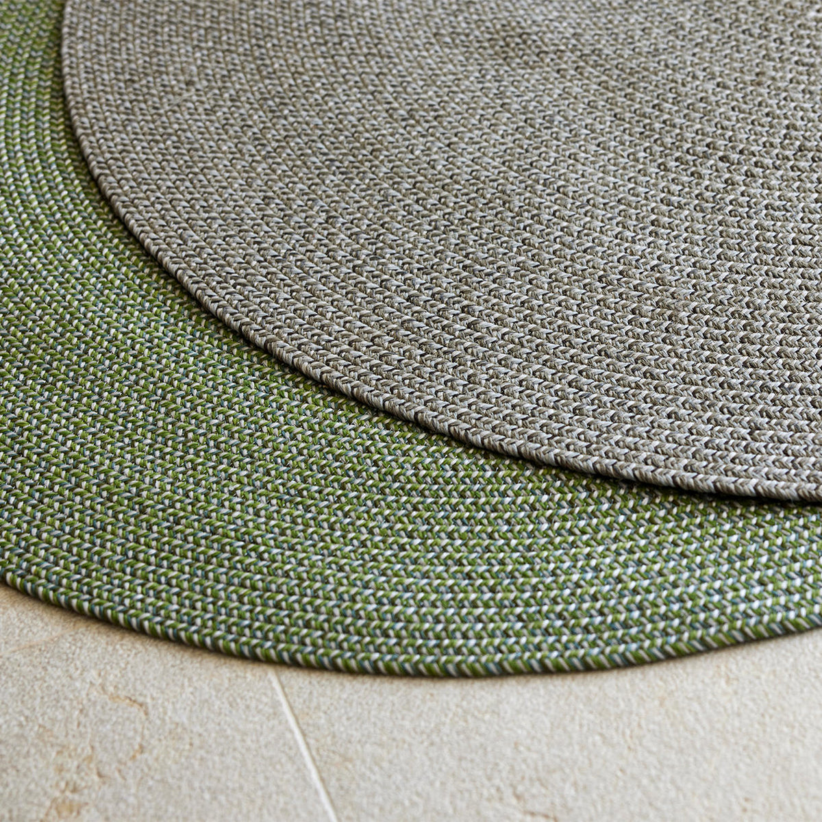 Buy Arrow Outdoor Round Rugs — The Worm that Turned - revitalising your ...
