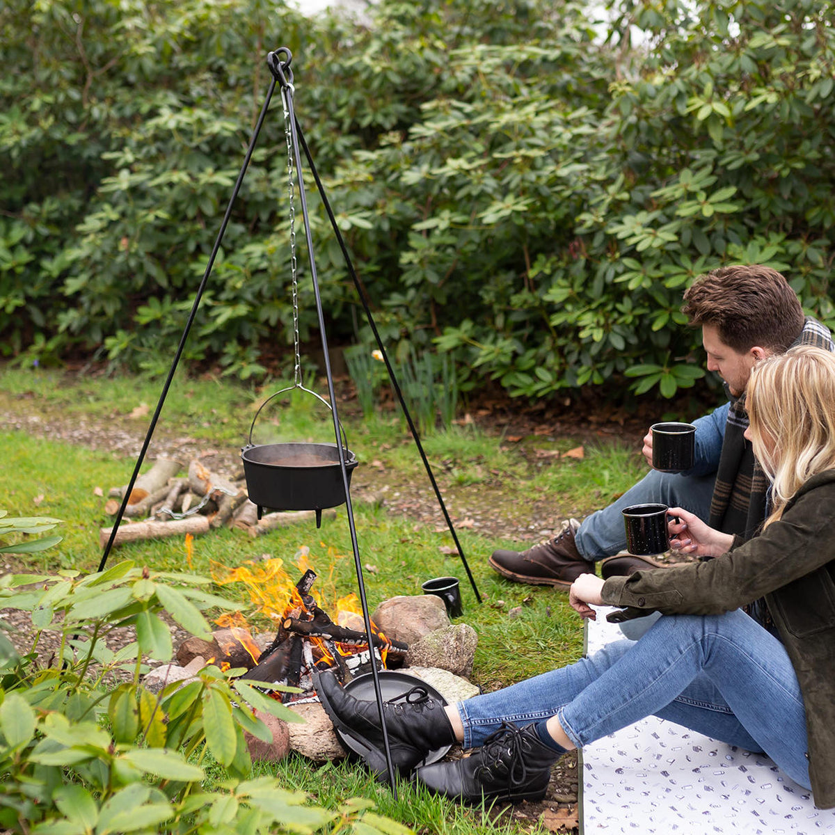 Buy Dutch Cooking Tripod with Chain — The Worm that Turned ...
