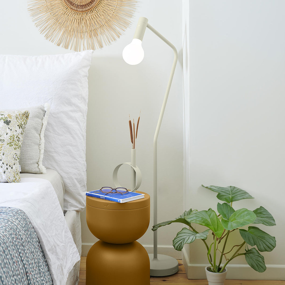 Buy Aplo Lamp Stand — The Worm that Turned - revitalising your outdoor ...