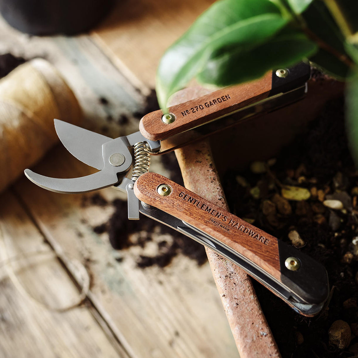 Buy Garden Pocket Multi-Tool Set — The Worm that Turned - revitalising ...