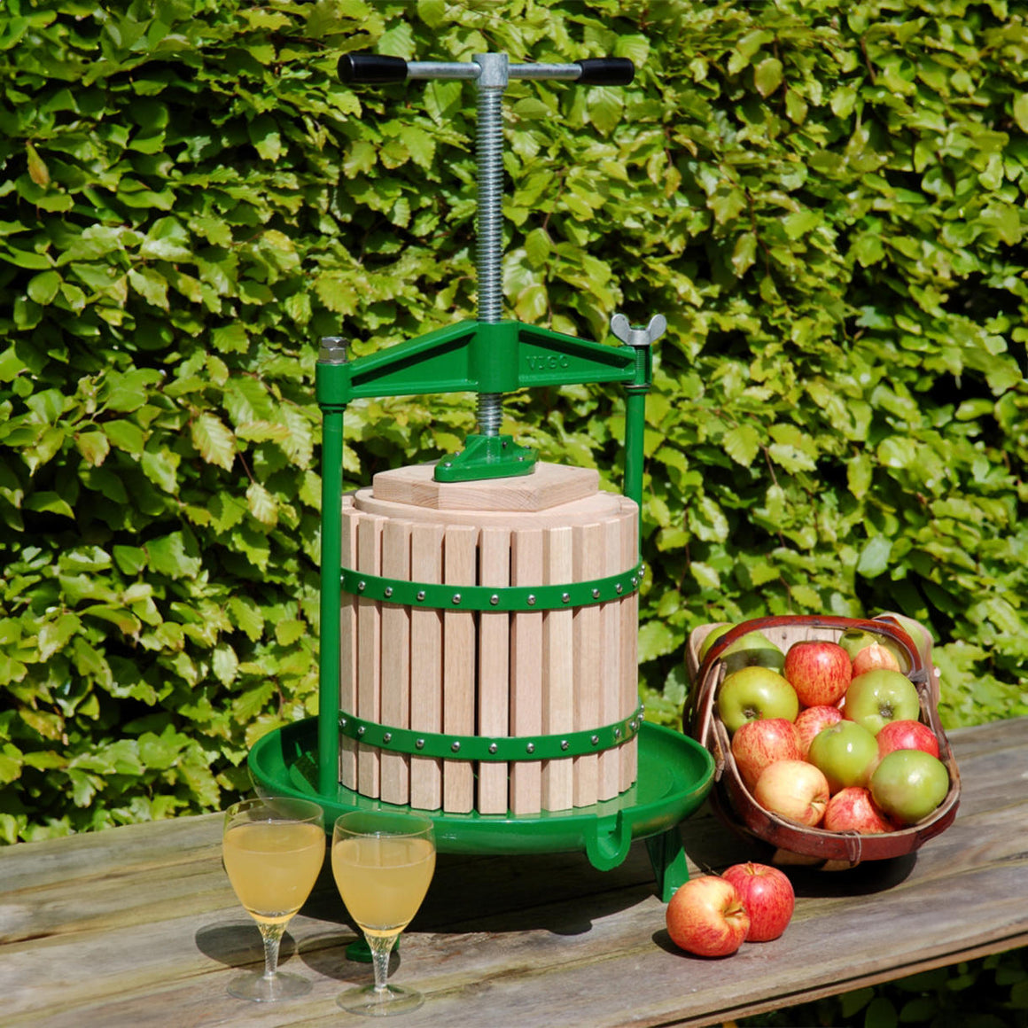 Buy Fruit Presses — The Worm that Turned - revitalising your outdoor space